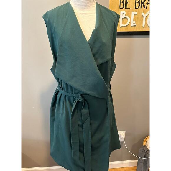 Ashro | Jackets & Coats | 6w Ashro Green Trench Vest | Poshmark